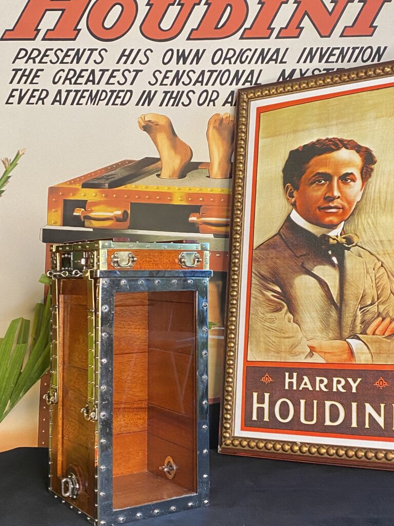 Miniature Houdini Water Torture Cell (1/6 Scale) - Powell Magic