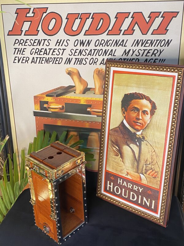 Miniature Houdini Water Torture Cell (1/6 Scale) - Powell Magic